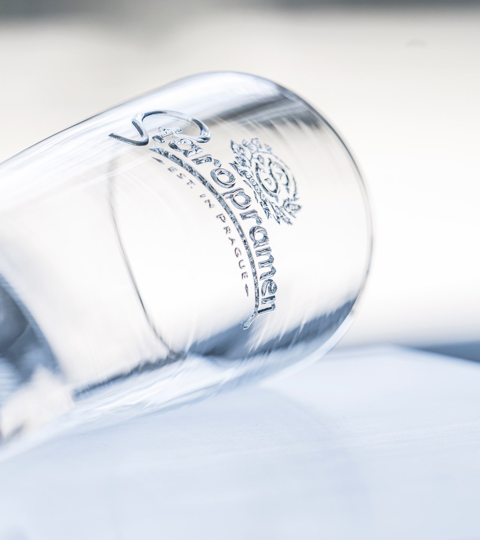 Sahm: The Glass for Top Brands.